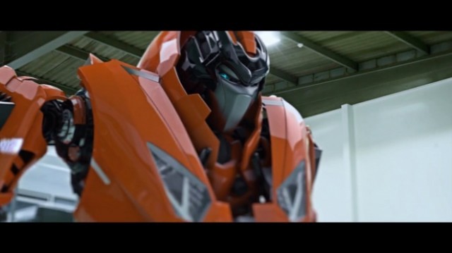 Lamborghini Aventador LP700-4 Transformer Promo - ランボルギーニ アヴェンタドールが ...